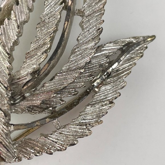 BSK | Jewelry | Vintage Bsk Brooch Silver Tone Leaf Mid Century 95s ...